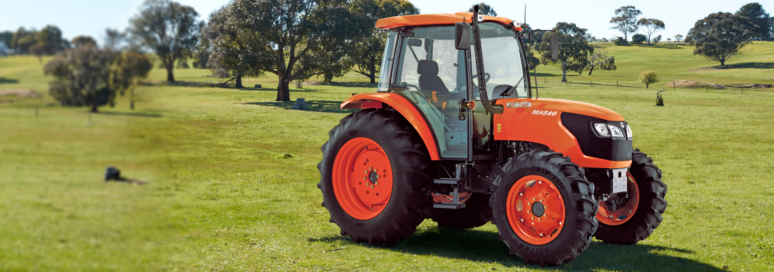 M8540 Standard ROPS & CAB